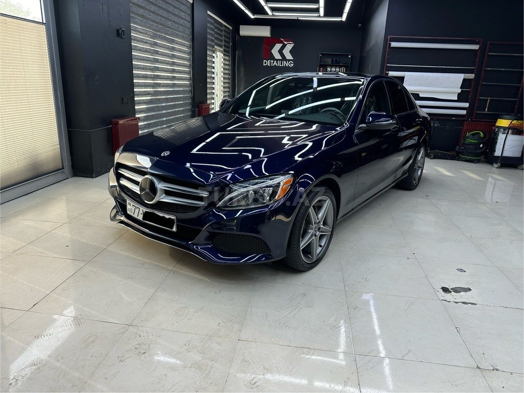 Купить Mercedes C 300, 2.0 л, 2018 год, 108 000 км в Баку - цена 25 500 ...