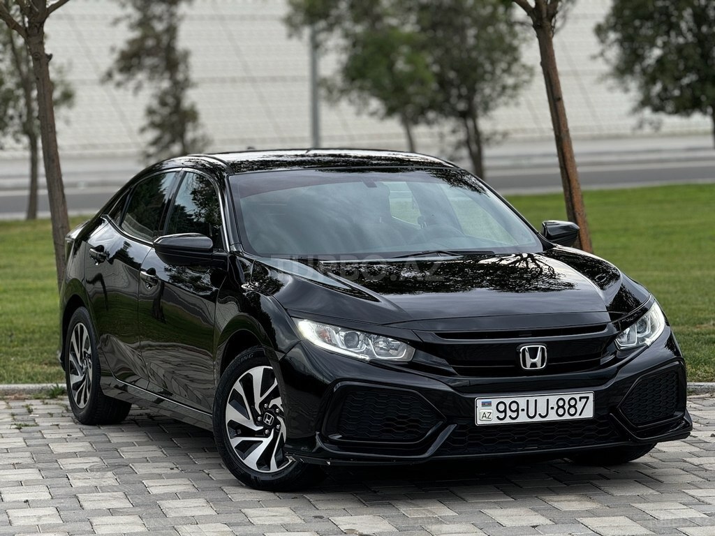 Купить Honda Civic, 1.5 л, 2018 год, 82 000 км в Баку - цена 25 500 AZN ...