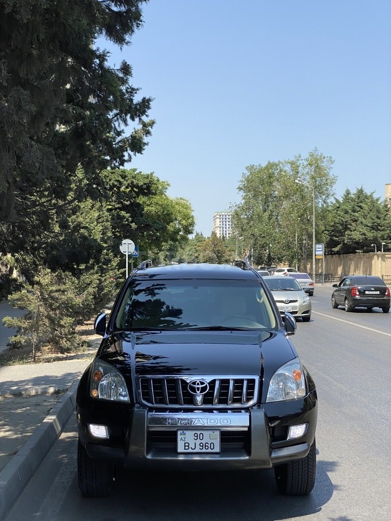 Купить Toyota Land Cruiser Prado, 2.7 л, 2007 год, 196 000 км в Баку - цена 28 000 AZN - Turbo.Az