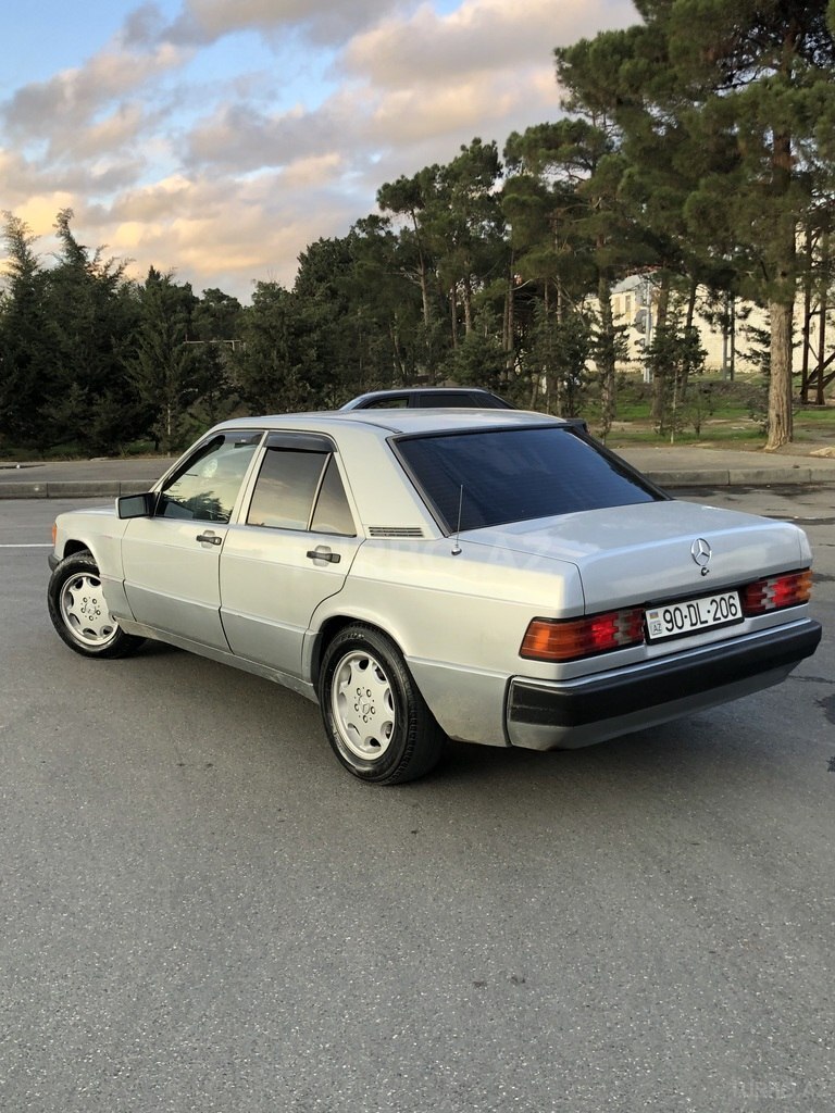 Mercedes 190, 2.0 L, 1990 il, 285 000 km Bakı almaq - qiyməti 4 300 AZN ...