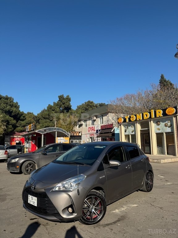 Toyota Vitz, 1.5 L, 2017 il, 83 000 km Sumqayıt almaq - qiyməti 19 500 ...