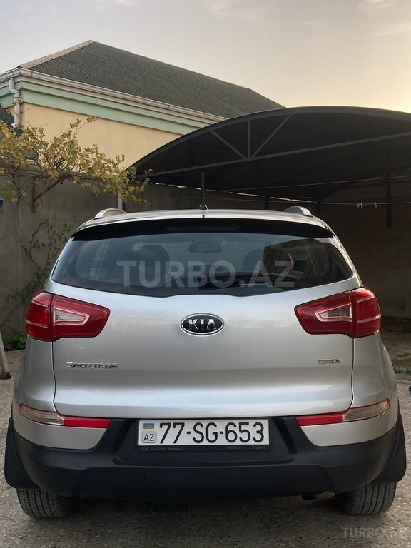 Kia Sportage, 2.0 L, 2010 il, 247 000 km Bakı almaq - qiyməti 23 000 AZN - Turbo.Az