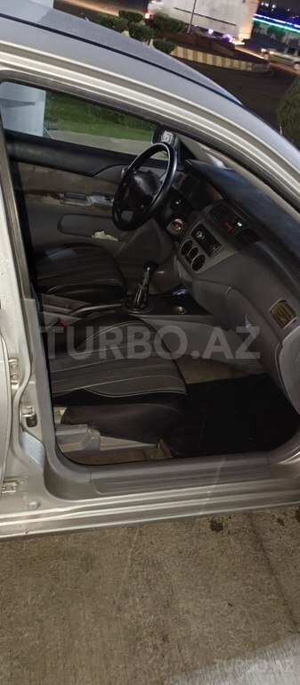 Mitsubishi Lancer, 1.3 L, 2006 il, 500 000 km Bakı almaq - qiyməti 4 ...