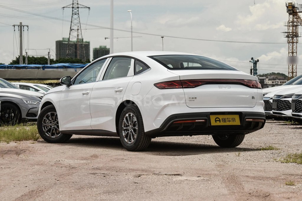 BYD Qin L, 1.5 L, 2025 il, yeni Bakı almaq - qiyməti 17 000 USD - Turbo.Az