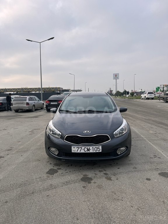 Kia Ceed, 1.6 L, 2014 il, 160 000 km Bakı almaq - qiyməti 18 500 AZN ...