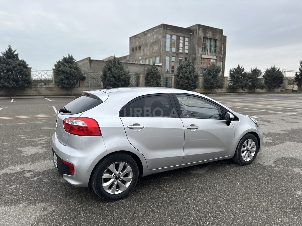 Kia Rio, 1.4 L, 2015 il, 94 500 km Bakı almaq - qiyməti 17 500 AZN ...