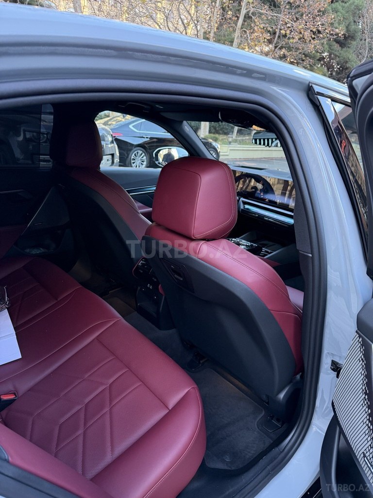 Купить BMW 520, 2.0 л, 2023 год, 17 000 км в Баку - цена 72 000 USD ...