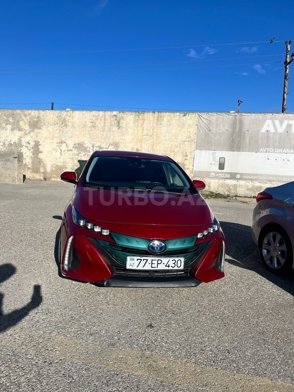 Toyota Prius Prime, 1.8 L, 2017 il, 188 000 km Bakı almaq - qiyməti 31 ...
