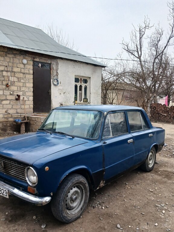 LADA (VAZ) 2101, 1.3 L, 1975 il, 75 000 km Bərdə almaq - qiyməti 1 300 AZN - Turbo.Az
