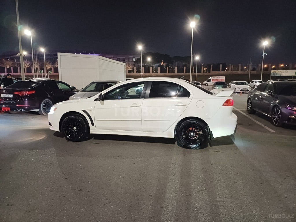 Mitsubishi Lancer, 2.0 L, 2008 il, 320 000 km Bakı almaq - qiyməti 14 ...