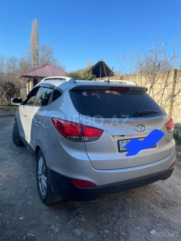 Hyundai ix35, 2.0 L, 2010 il, 250 000 km Şəki almaq - qiyməti 26 500 AZN - Turbo.Az