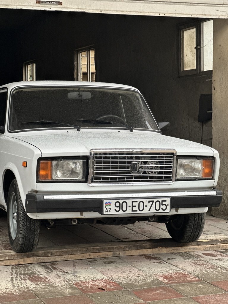 LADA (VAZ) 2107, 1.6 L, 2009 il, 50 000 km Ağdam almaq - qiyməti 7 000 AZN - Turbo.Az