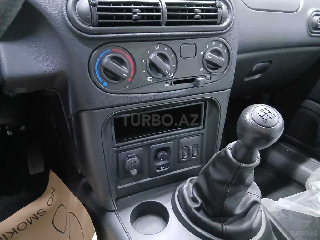 LADA (VAZ) Niva Travel, 1.7 L, 2025 il, yeni Bakı almaq - qiyməti 24 700 AZN - Turbo.Az