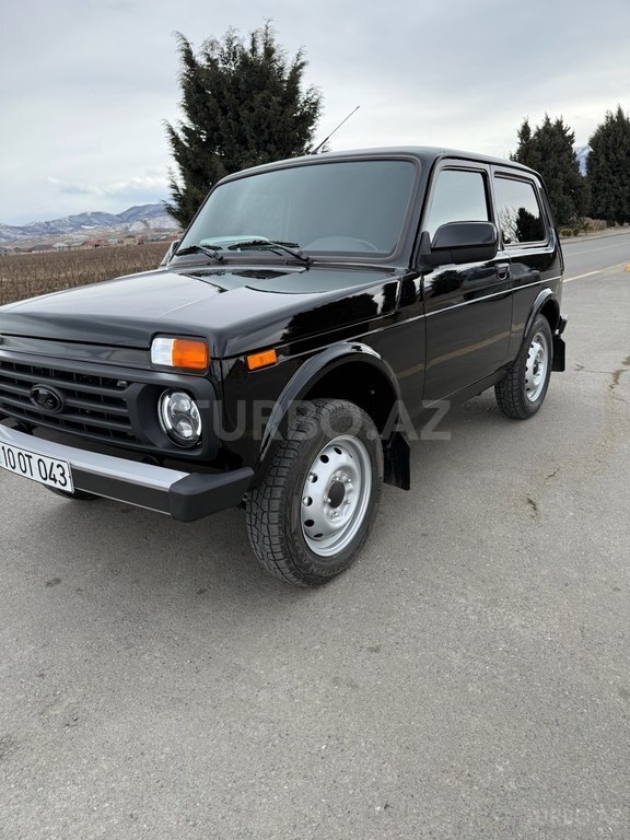 LADA (VAZ) Niva, 1.7 L, 2024 il, 5 000 km Gəncə almaq - qiyməti 21 500 ...