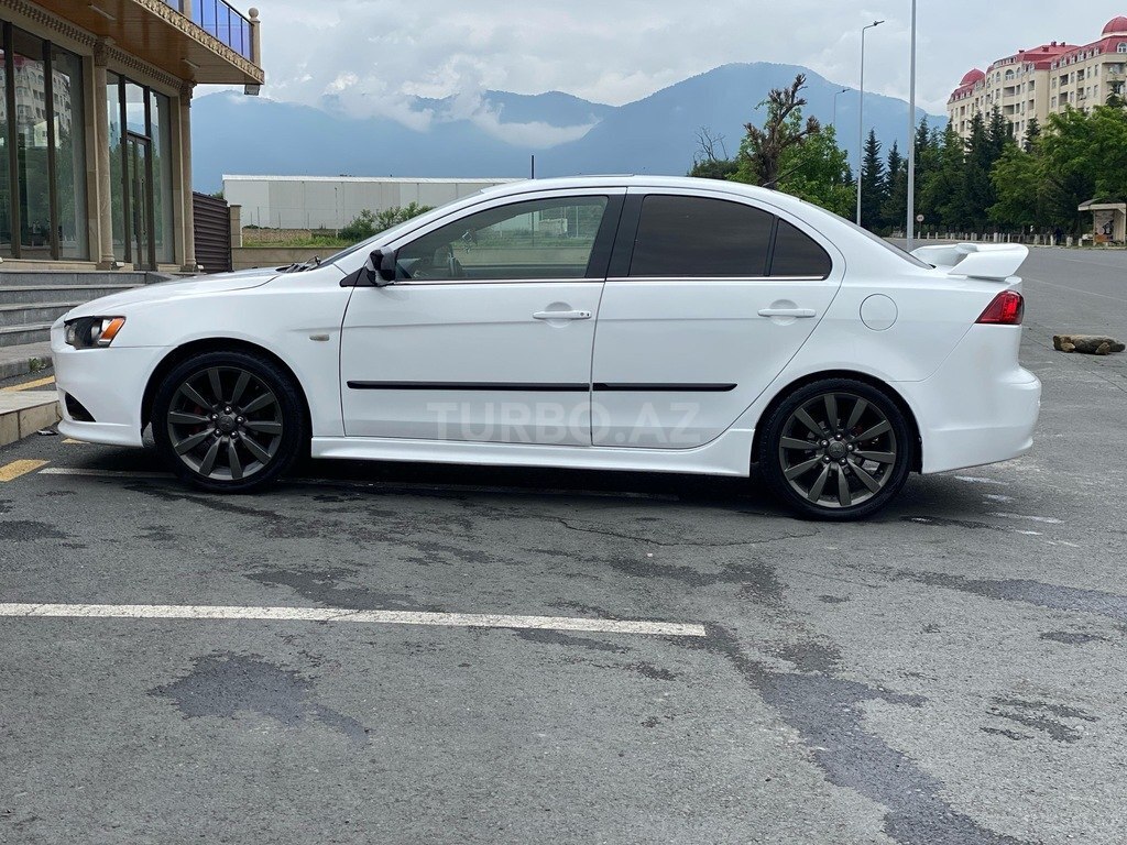 Mitsubishi Lancer, 2.0 L, 2010 il, 280 000 km Bakı almaq - qiyməti 13 ...