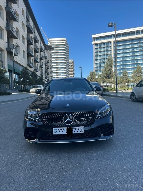 Mercedes C 300, 2.0 L, 2017 il, 48 280 km Bakı almaq - qiyməti 24 800 ...