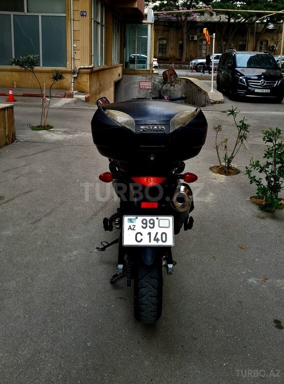 Suzuki DL 650, 700 sm 3 , 2015 il, 41 000 km Bakı almaq - qiyməti 9 800 ...