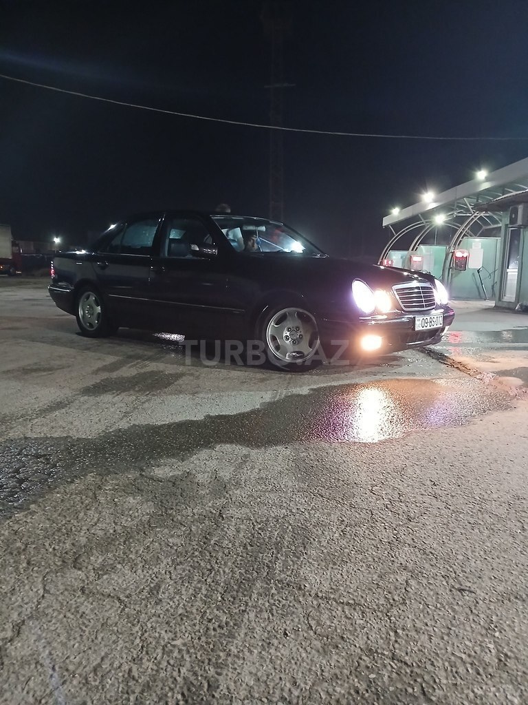 Mercedes E 270, 2.7 L, 2000 il, 450 000 km Bakı almaq - qiyməti 14 000 ...