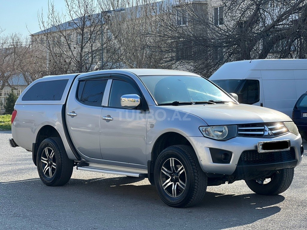 Mitsubishi L200, 2.5 L, 2013 il, 385 000 km Bakı almaq - qiyməti 25 900 ...