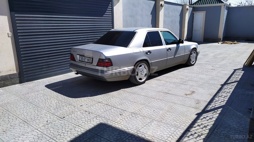 Mercedes E 200, 2.0 L, 1995 il, 500 589 km Bakı almaq - qiyməti 10 800 AZN - Turbo.Az