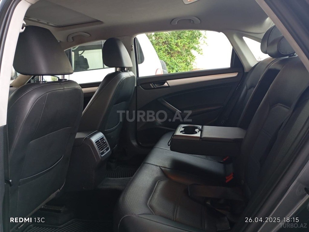 Volkswagen Passat (North America), 2.5 L, 2013 il, 178 000 km Bakı ...