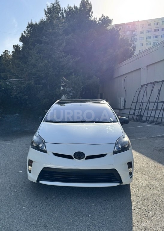 Toyota Prius, 1.8 L, 2014 il, 289 000 km Bakı almaq - qiyməti 22 000 ...