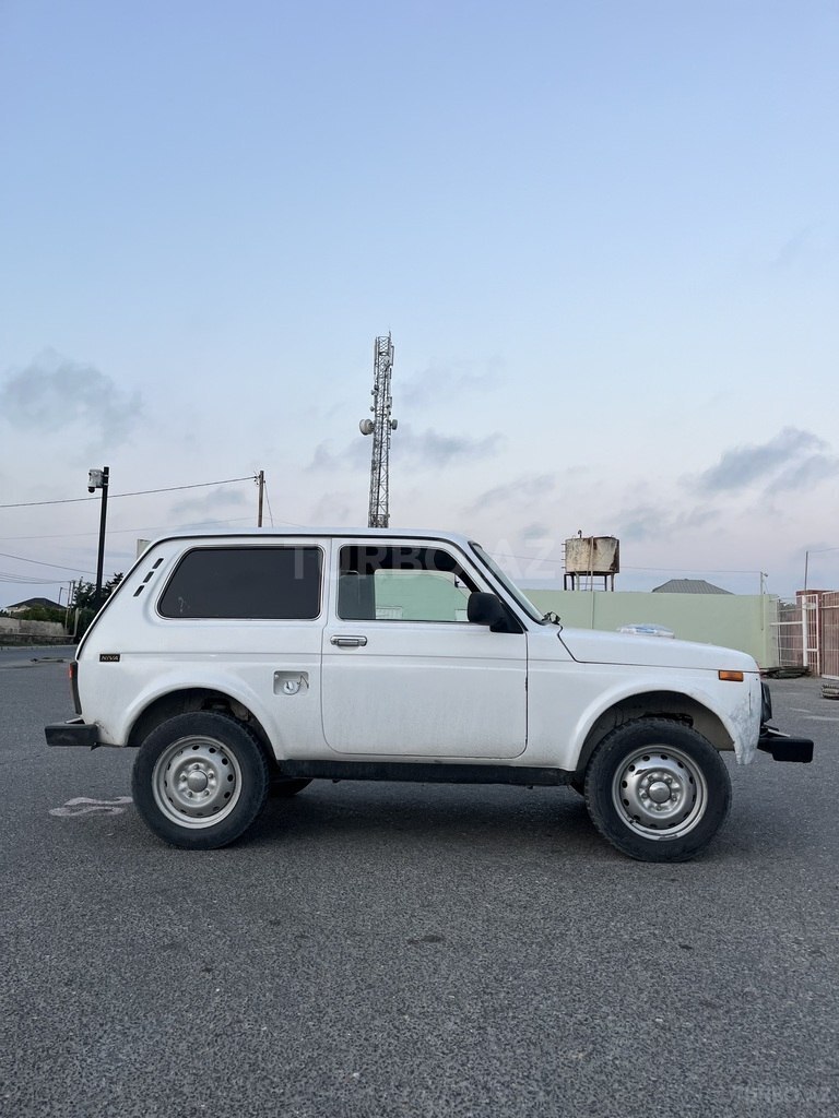 LADA (VAZ) Niva, 1.7 L, 2009 il, 190 000 km Bakı almaq - qiyməti 4 750 ...
