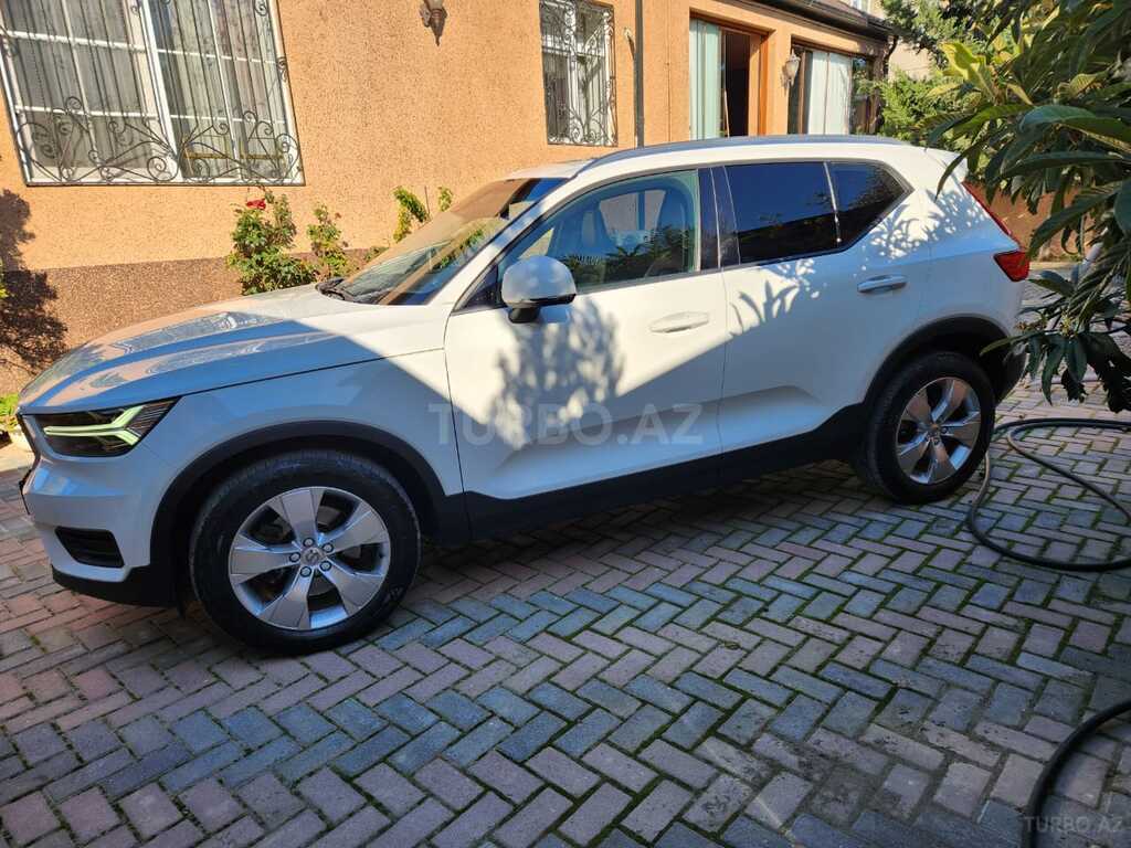 Volvo XC40, 2.0 L, 2021 il, 63 000 km Bakı almaq - qiyməti 48 000 AZN - Turbo.Az