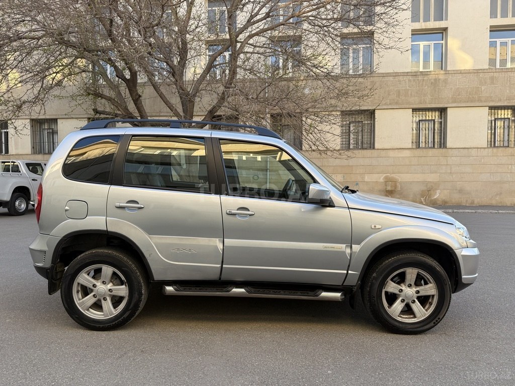 Chevrolet Niva, 1.7 L, 2015 il, 120 000 km Bakı almaq - qiyməti 15 700 ...