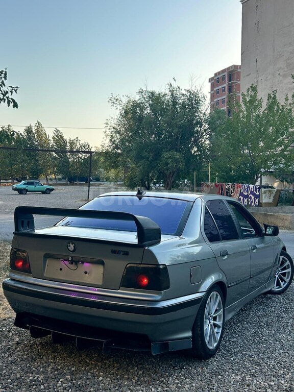 BMW 318, 1.8 L, 1992 il, 482 000 km Zaqatala almaq - qiyməti 5 500 AZN ...