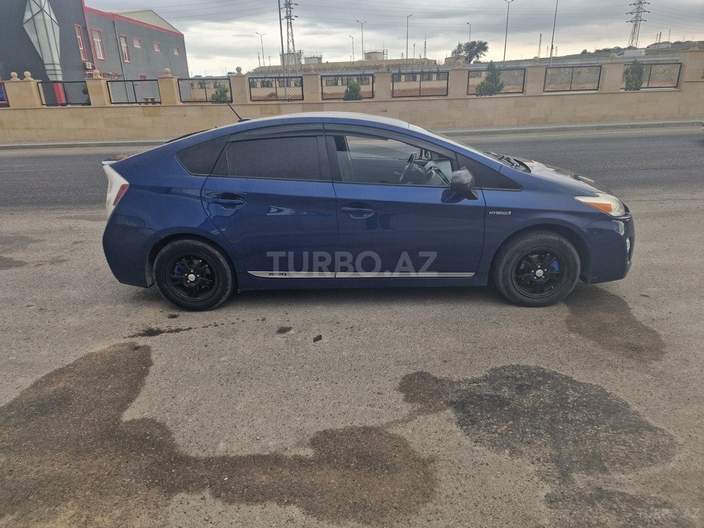 Toyota Prius, 1.8 L, 2010 il, 277 500 km Bakı almaq - qiyməti 20 000 ...