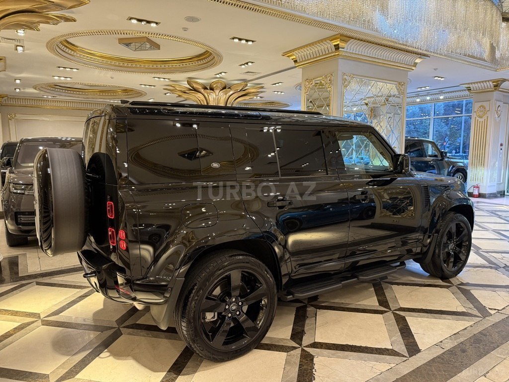 Land Rover Defender, 2.0 L, 2024 il, 9 000 km Bakı almaq - qiyməti 114 ...