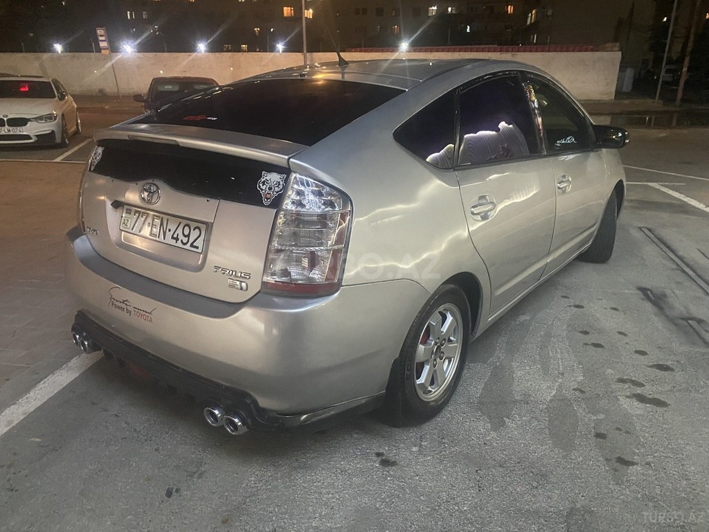 Toyota Prius, 1.5 L, 2007 il, 272 000 km Bakı almaq - qiyməti 22 900 ...