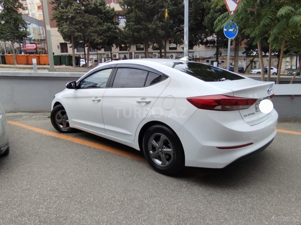 Hyundai Avante, 1.6 L, 2016 il, 240 910 km Bakı almaq - qiyməti 19 000 ...