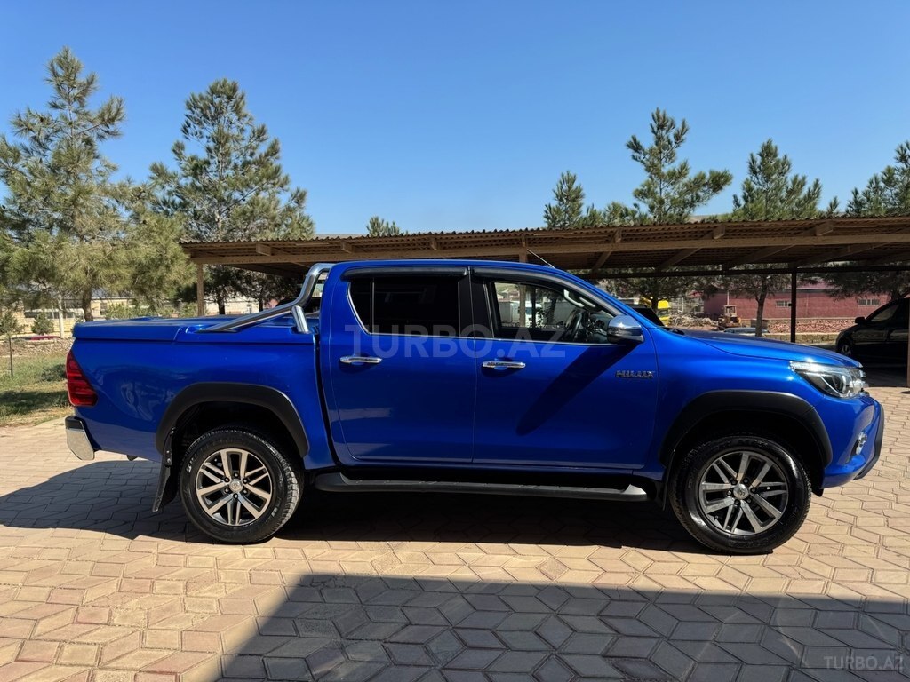 Toyota Hilux, 2.4 L, 2017 il, 142 000 km Bakı almaq - qiyməti 54 500 ...