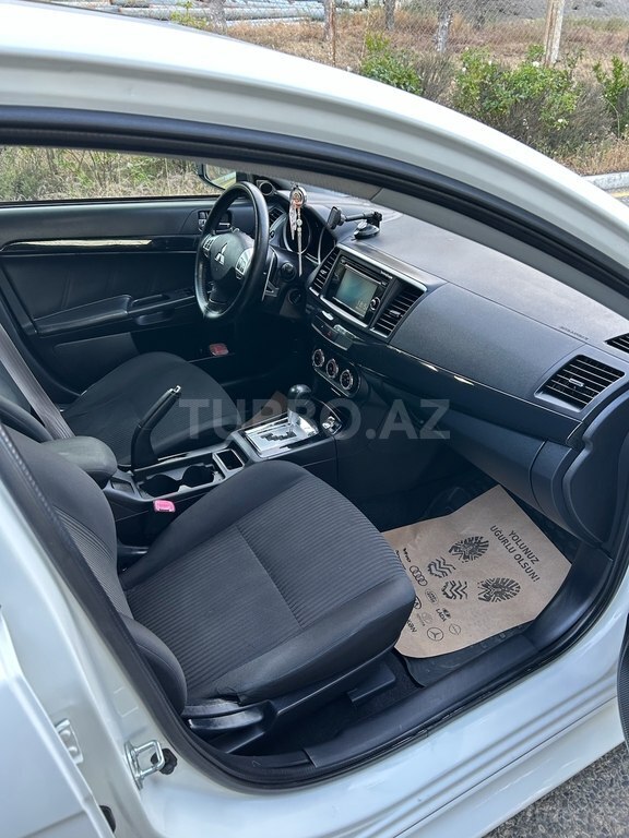 Mitsubishi Lancer, 2.0 L, 2015 il, 168 039 km Bakı almaq - qiyməti 21 ...