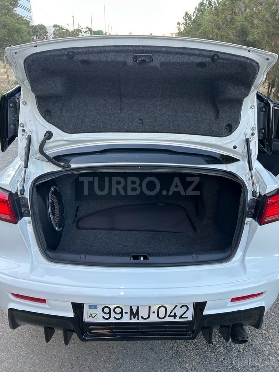 Mitsubishi Lancer, 2.0 L, 2015 il, 168 039 km Bakı almaq - qiyməti 21 ...