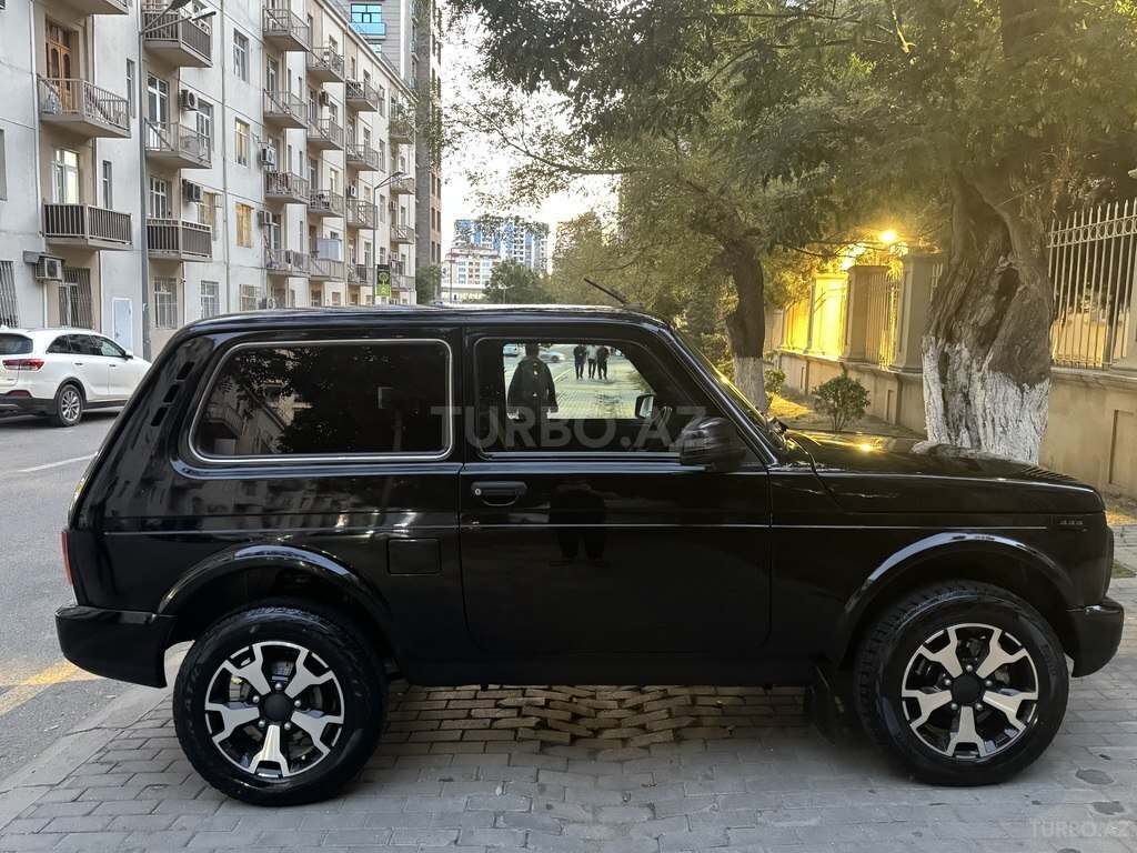 LADA (VAZ) Niva, 1.7 L, 2020 il, 90 000 km Bakı almaq - qiyməti 16 900 ...