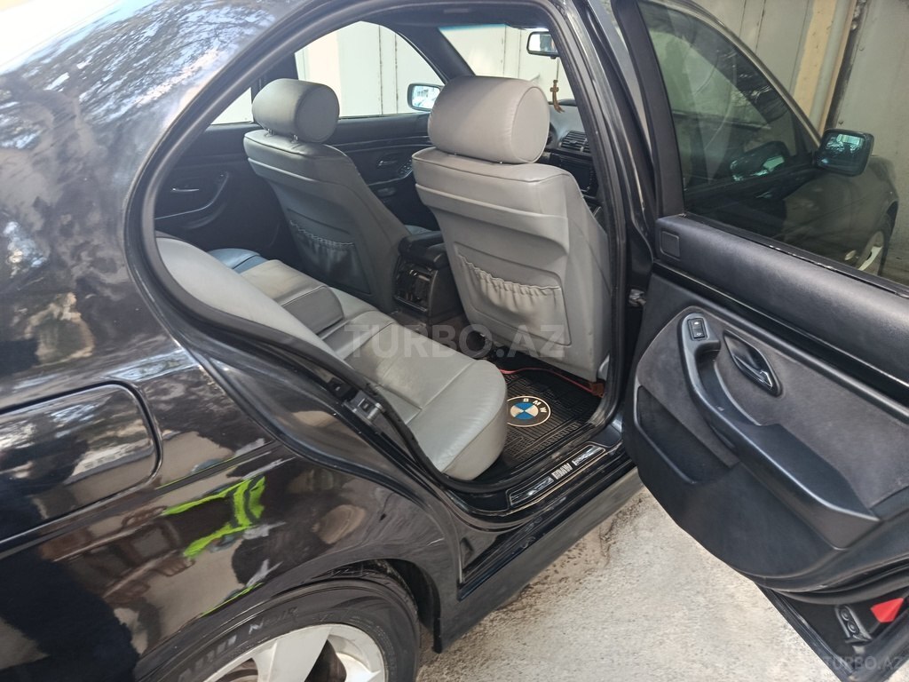 BMW 528, 2.8 L, 1996 il, 368 000 km Bakı almaq - qiyməti 4 200 AZN ...