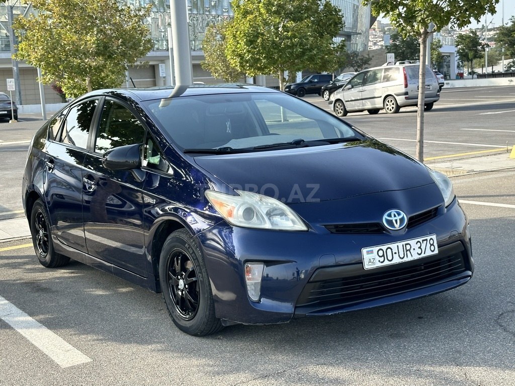Toyota Prius, 1.8 L, 2013 il, 400 000 km Bakı almaq - qiyməti 15 400 ...