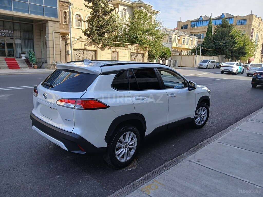Toyota Corolla Cross, 2.0 L, 2024 il, 22 000 km Bakı almaq - qiyməti 35 ...