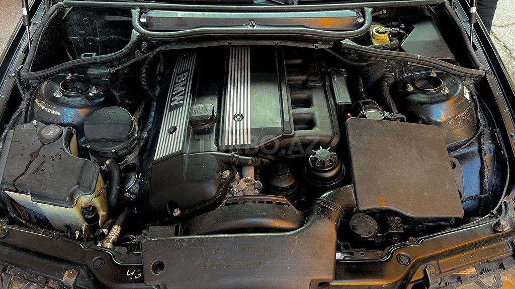 BMW 320, 2.2 L, 2002 il, 400 000 km Bakı almaq - qiyməti 11 500 AZN ...
