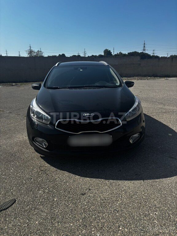 Kia Ceed SW, 1.6 L, 2013 il, 189 000 km Bakı almaq - qiyməti 17 900 AZN ...