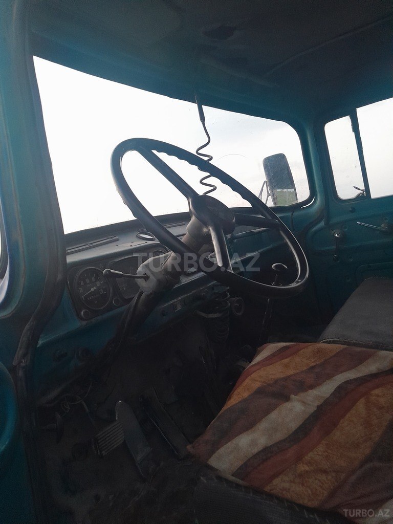 ZIL 130, 11 L, 1989 il, 500 000 km Neftçala almaq - qiyməti 8 000 AZN ...