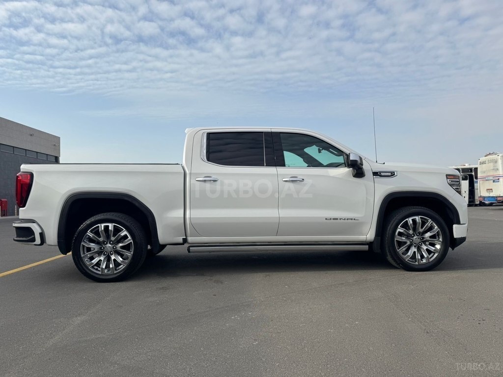 GMC Sierra, 3.0 L, 2023 il, 67 000 km Bakı almaq - qiyməti 85 000 USD ...