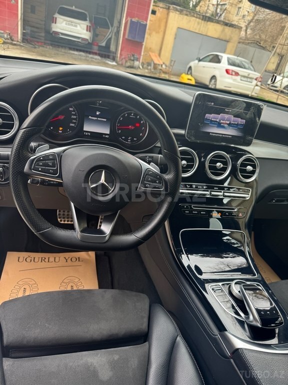 Mercedes GLC 250 4MATIC, 2.0 L, 2017 il, 70 000 km Bakı almaq - qiyməti ...