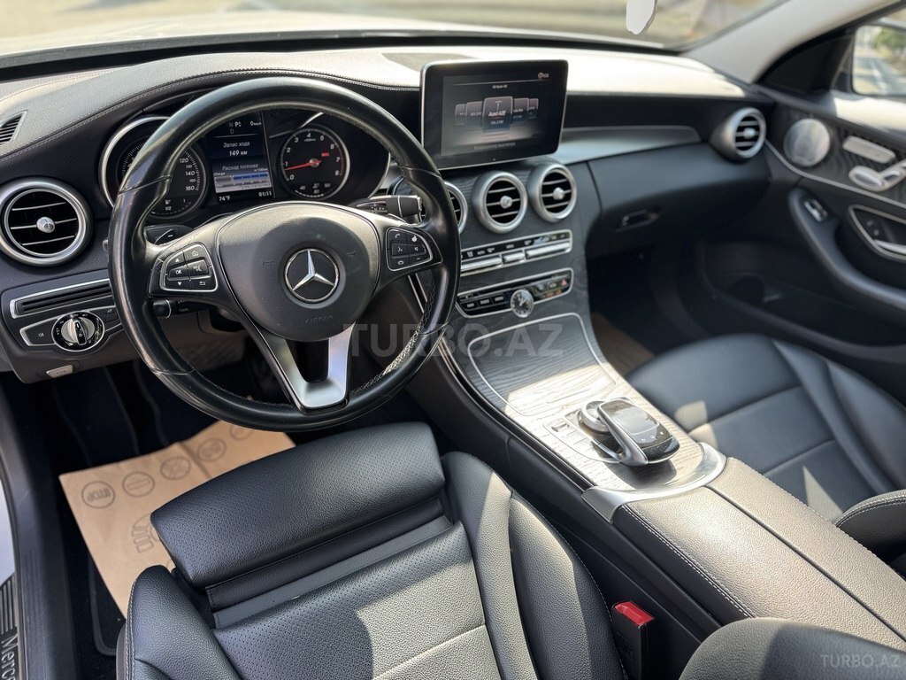 Mercedes C 300, 2.0 L, 2016 il, 159 000 km Bakı almaq - qiyməti 32 000 ...