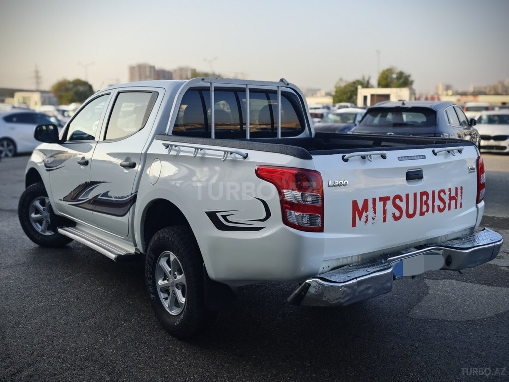Mitsubishi L200, 2.4 L, 2016 il, 281 000 km Bakı almaq - qiyməti 31 500 ...