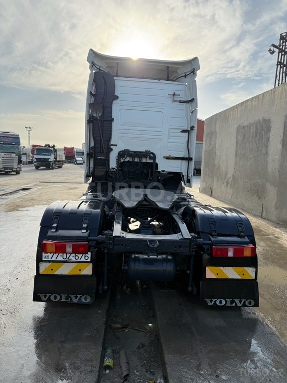 Volvo FH 13, 12 L, 2008 il, 1 300 000 km Bakı almaq - qiyməti 29 000 ...