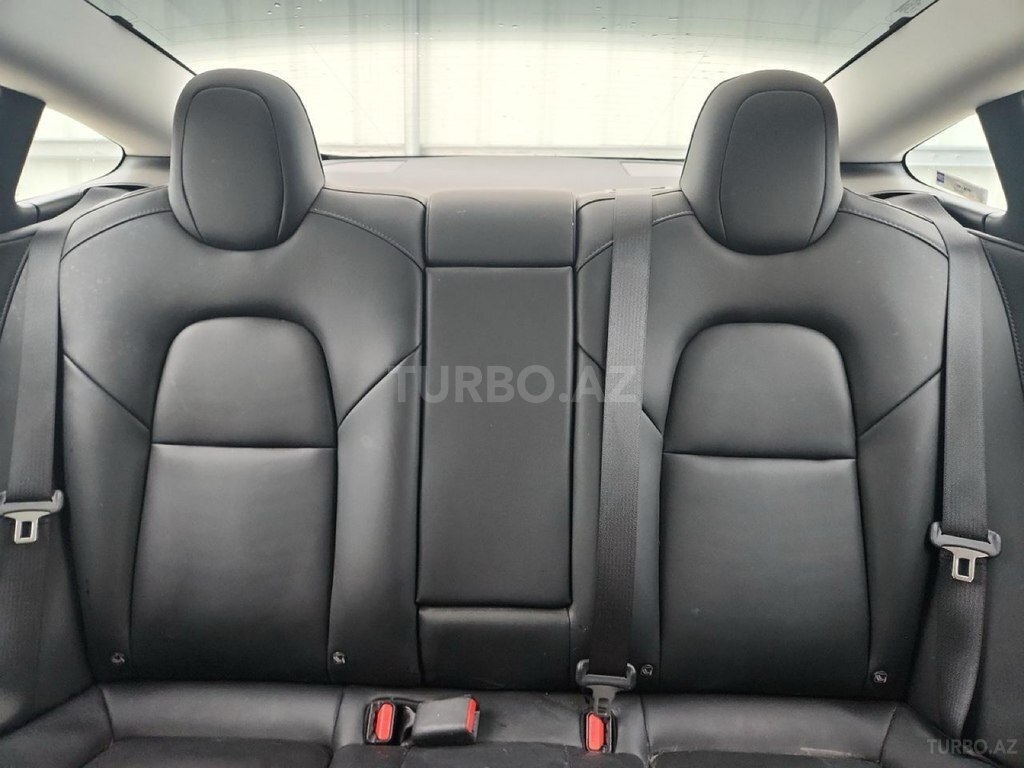 Tesla Model 3, 0.0 L, 2023 il, 40 234 km Bakı almaq - qiyməti 13 500 ...